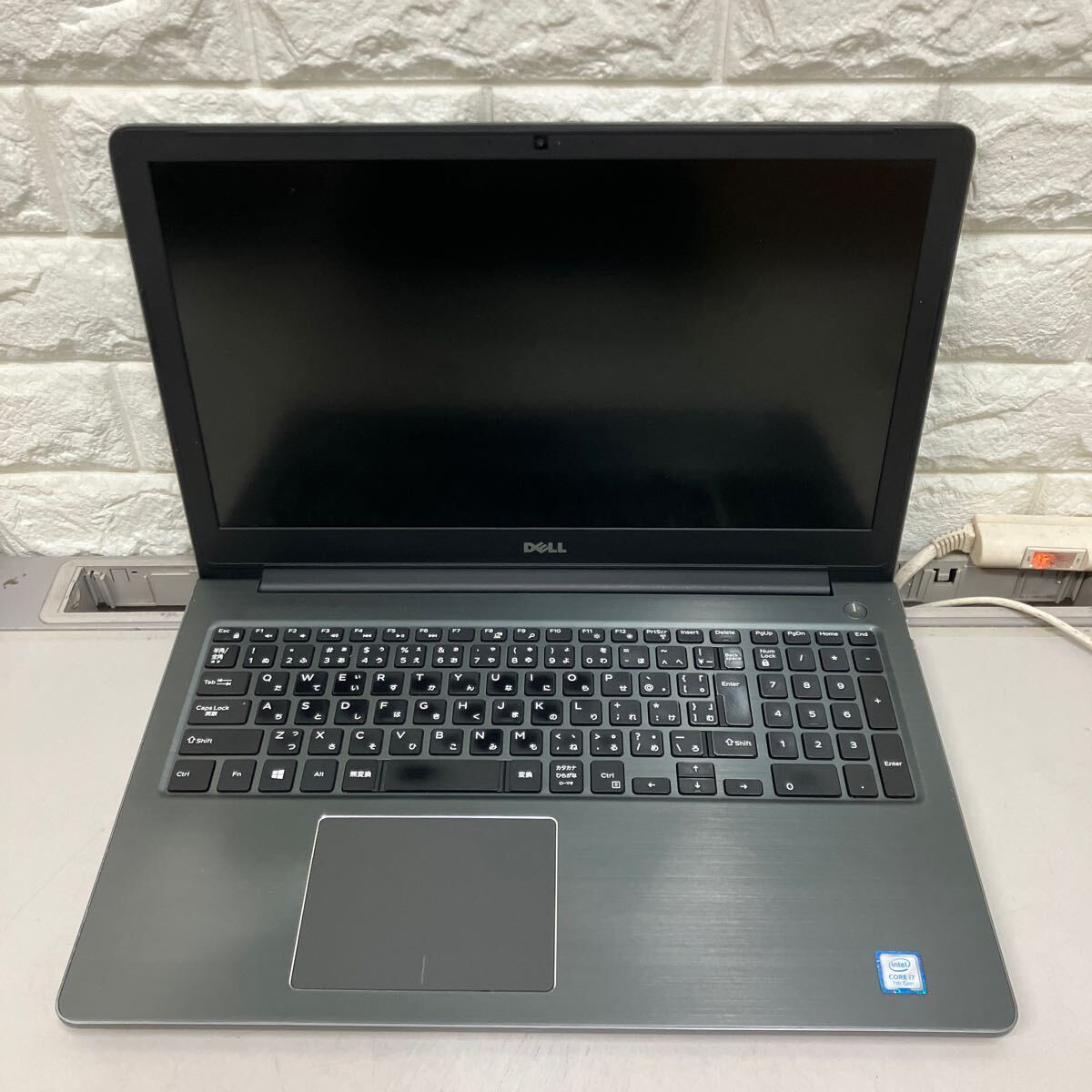 Yahoo!オークション - Z159 DELL Vostro 5568 P62F Core i7 7500U メモ...