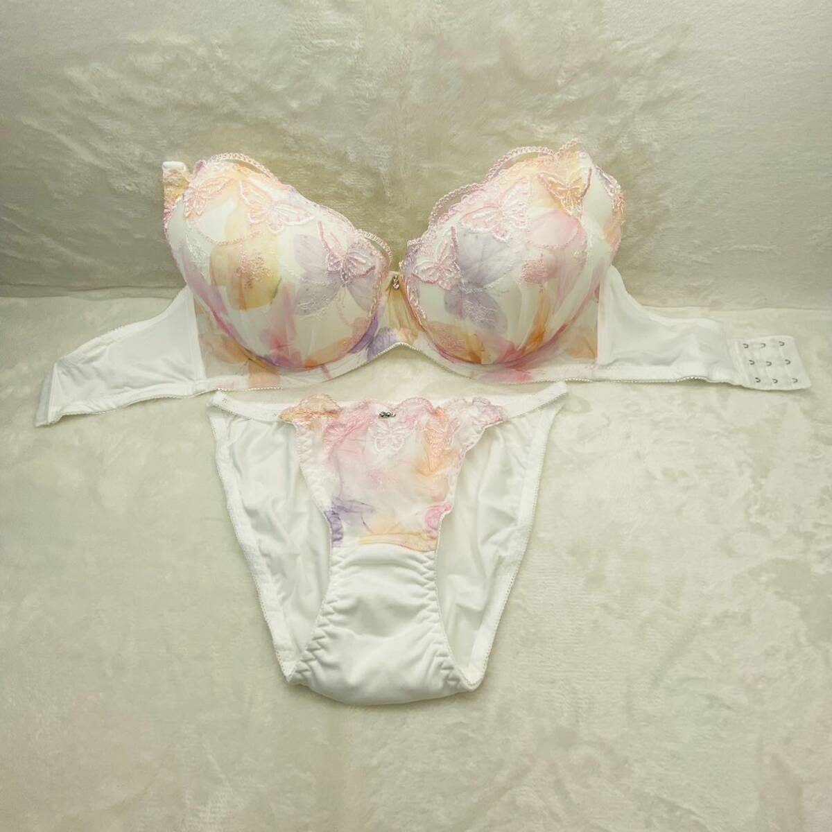 Yahoo!オークション - X060 ブラジャー ショーツ セット I75 Lサイズ ...