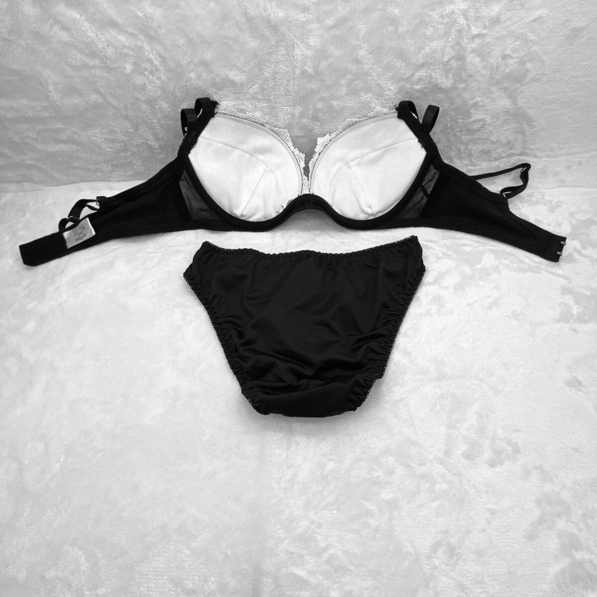 Yahoo!オークション - X190 ブラジャー ショーツ セット C70 Mサイズ ...