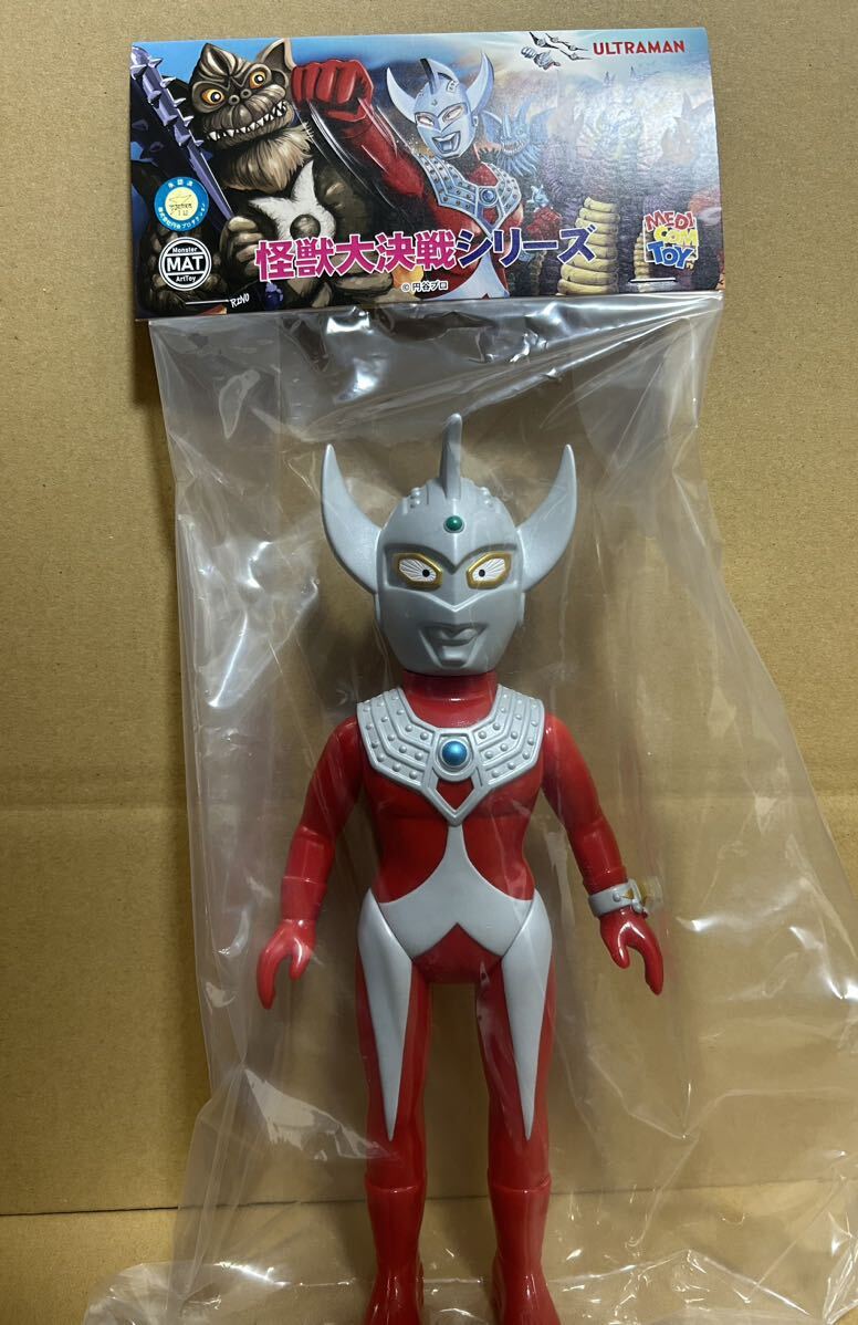 Yahoo!オークション - メディコムトイ MAT ウルトラマンタロウ ソフビ