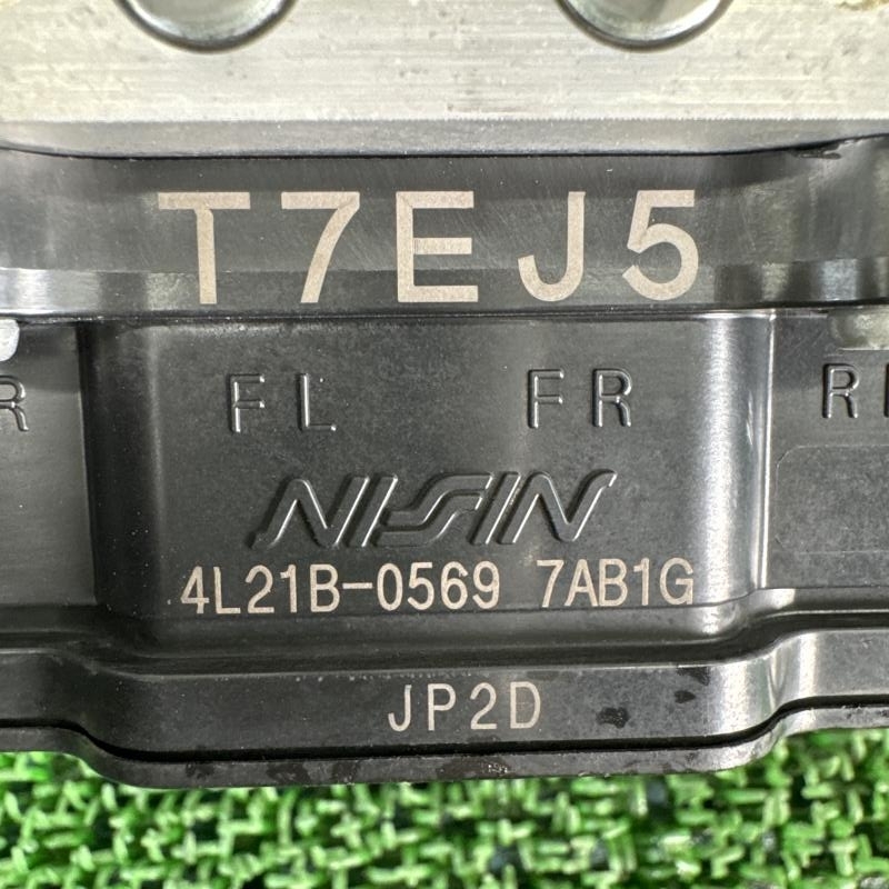 Yahoo!オークション - RU4 前期【ABSアクチュエータ】57110-T7E-J54 H2...