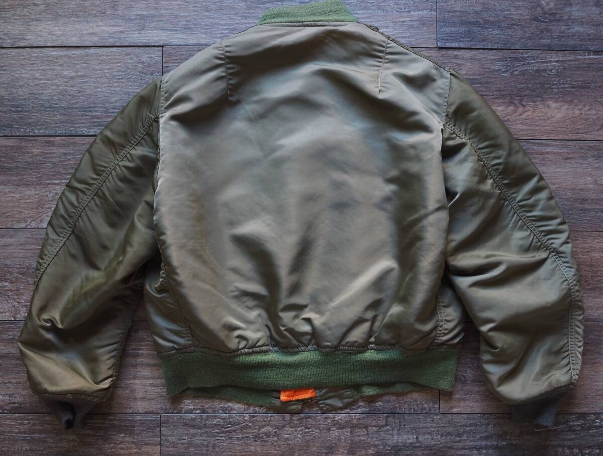 Yahoo!オークション - 70s USA実物 ALPHA INDUSTRIES INC. MA-1 フライ...