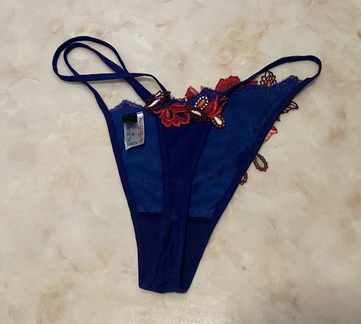 Yahoo!オークション - サルート Tバック 54G