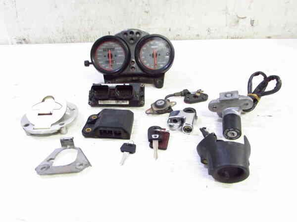 Yahoo!オークション - ZEXT ドゥカティ モンスターS4 実動車外し 純正 ...