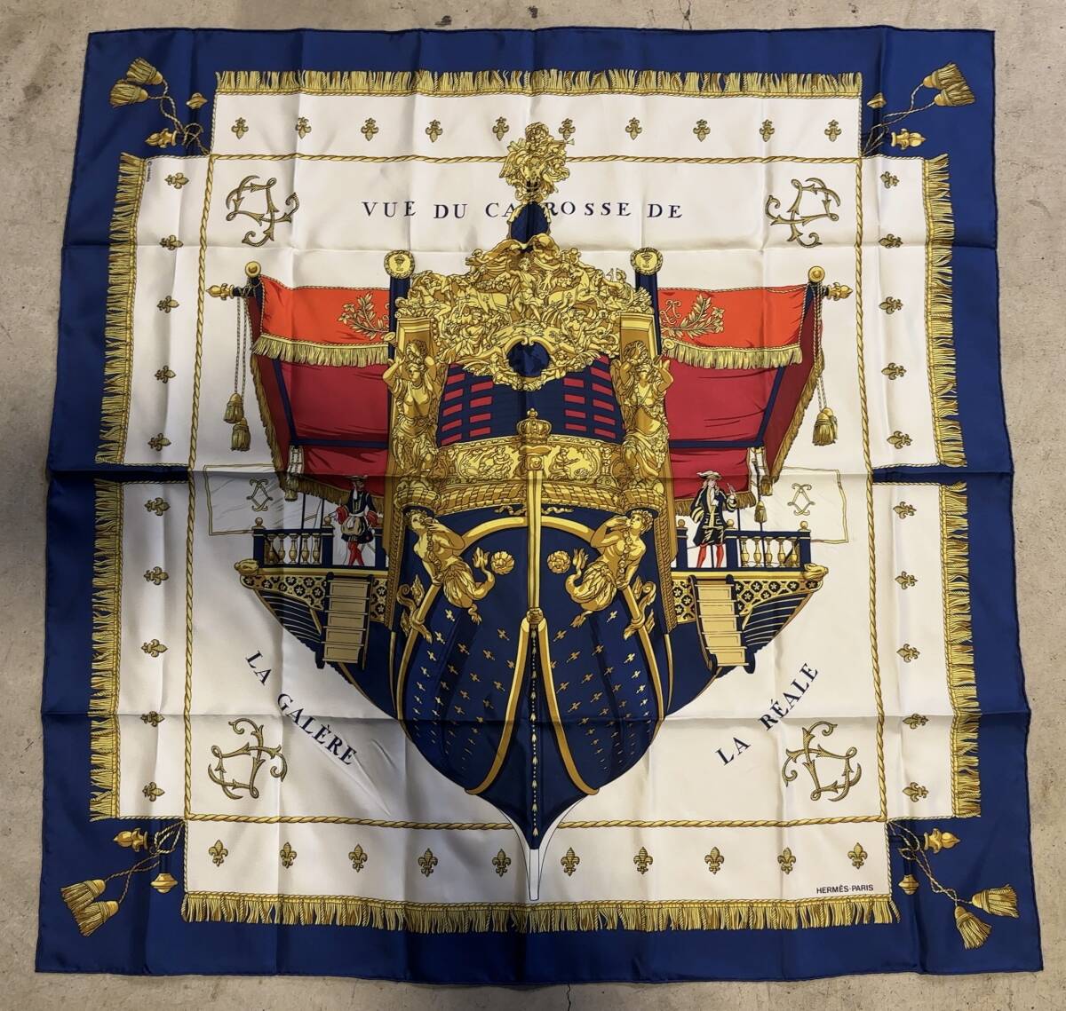 Yahoo!オークション - Herms スカーフ 縦横約86㎝