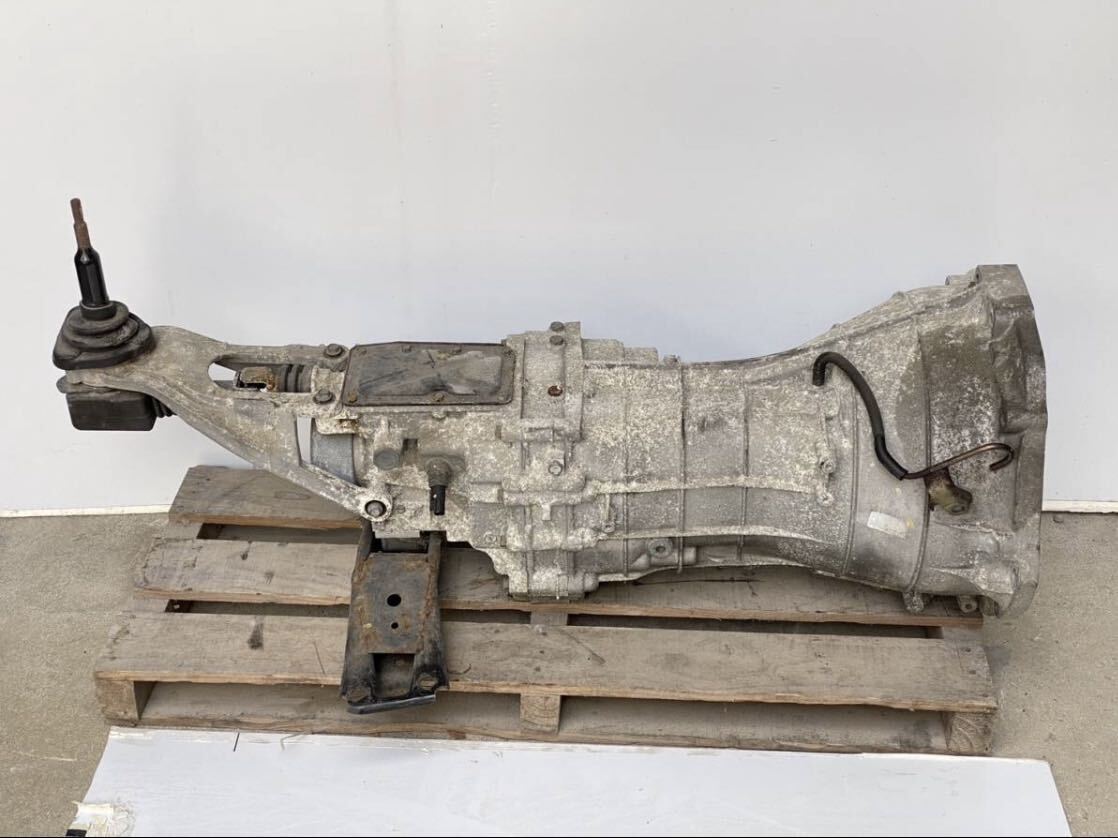 Yahoo!オークション - V35スカイラインミッション 6MT