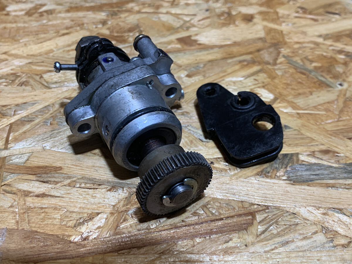 Yahoo!オークション - 初期型 27V JOG 純正オイルポンプ ジョグ ペリカ...