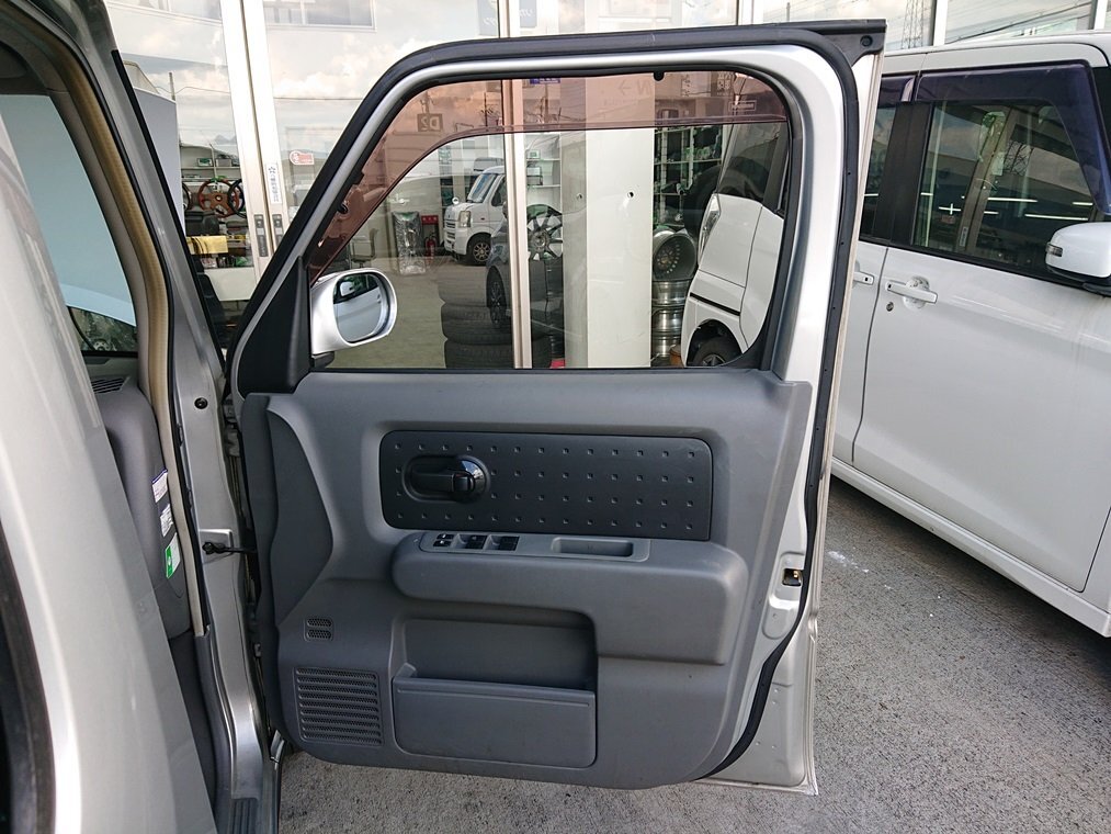 Yahoo!オークション - 『psi』 日産 BZ11 キューブ 右フロントドア KY0...