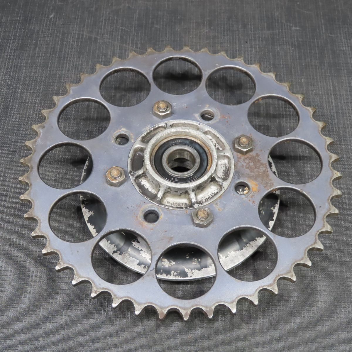 スズキ GSX250E ゴキ リアスプロケットハブ 080 INO-B-449(その他)｜売買されたオークション情報、yahooの商品情報をアーカイブ公開 - オークファン（aucfan.com）