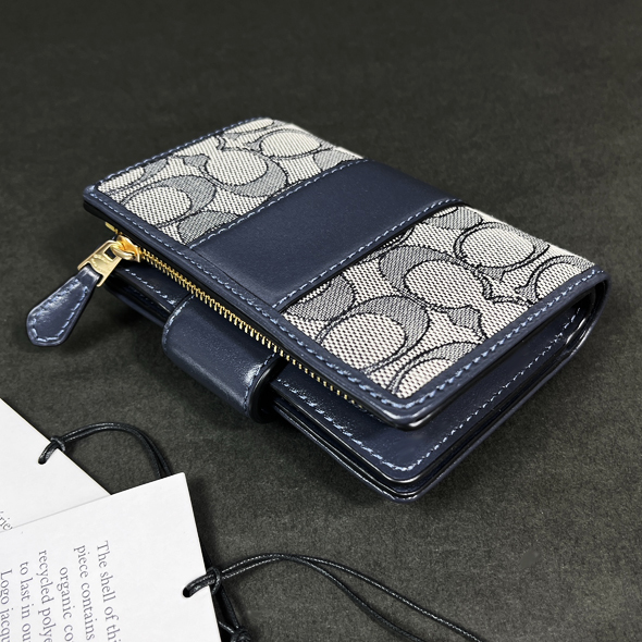 COACH 本物 新品 コーチUSAアウトレット正規品】ミディアム COACH 本物 新品 コーチUSAアウトレット正規品】ミディアム