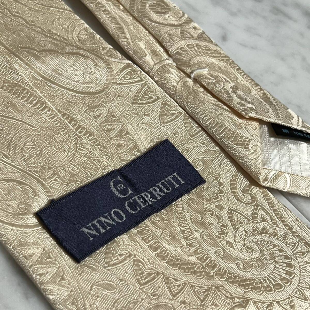 Yahoo!オークション - 【未使用に近い】 999円～ NINO CERRUTI ネクタ...