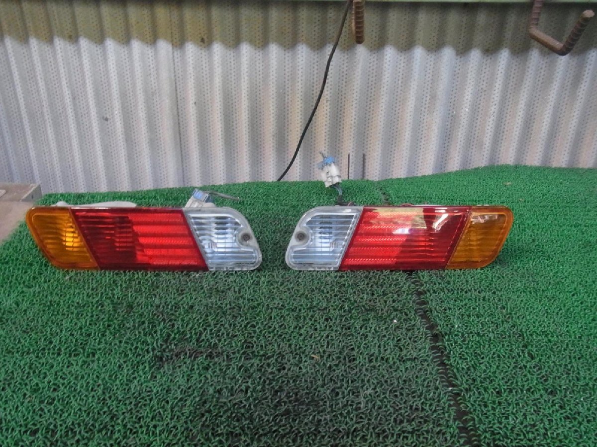 Yahoo!オークション - 240920-H39 ミニキャブ U62T テールレンズ 左右...