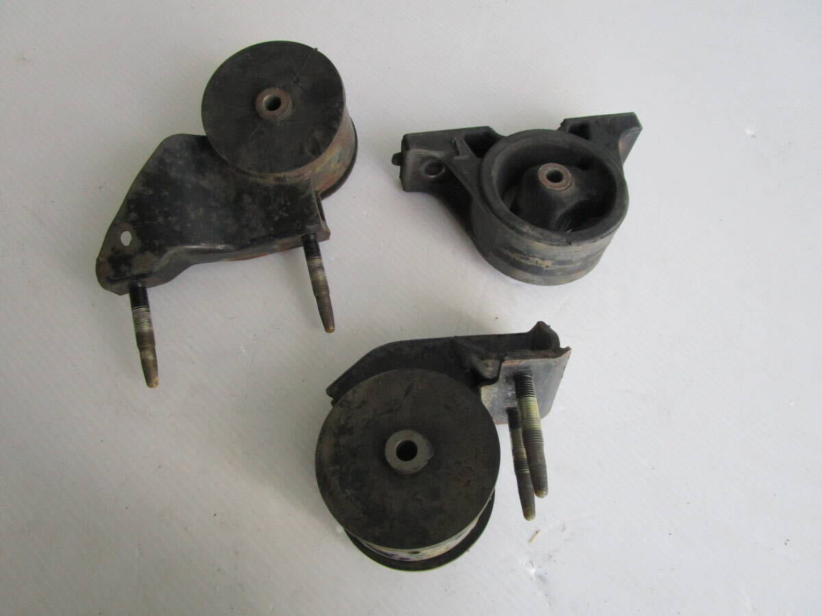 Yahoo!オークション - HA22S スズキ アルトワークス エンジンマウント ...