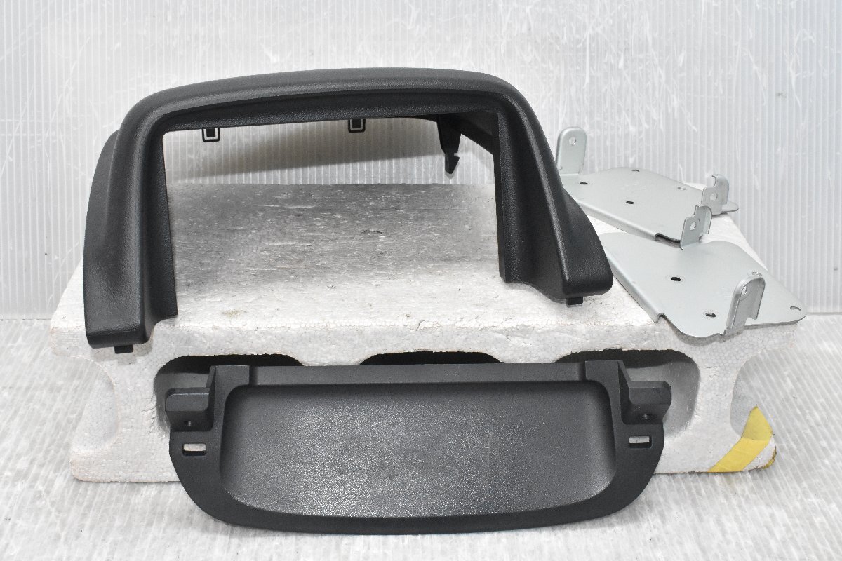 Yahoo!オークション - フォレスター H15.9 SG5 ナビ オーディオ 取付キ...