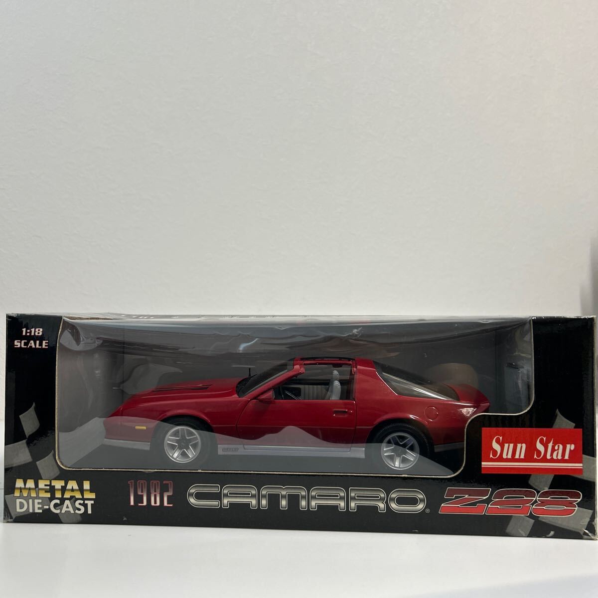 Yahoo!オークション - Sun Star 1/18 Chevrolet CAMARO Z28 1982 サン...
