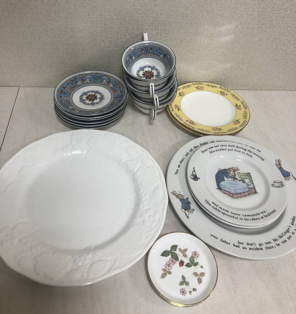 Yahoo!オークション - 【IK0724.3-26a】WEDGWOOD ウェッジウッド PinkT...