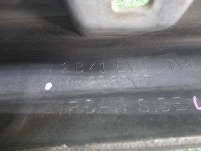 Yahoo!オークション - 三菱 ランサー GSR EVO4 エボ4 CN9A 純正 左右 ...