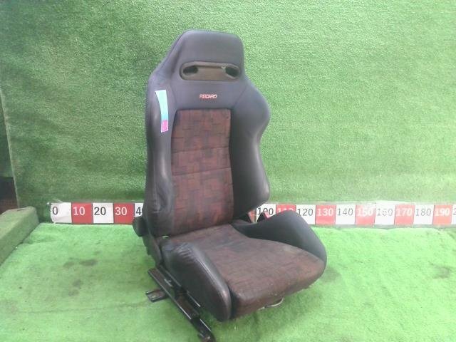 Yahoo!オークション - 三菱 ランサー GSR EVO4 エボ4 CN9A レカロ 運転...