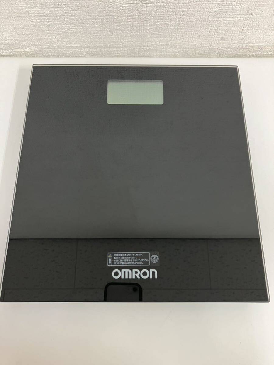 Yahoo!オークション - D/ OMROM オムロン 体重計 HN-300T2 2021年製 動...