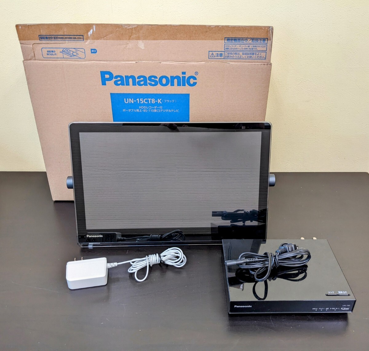 Yahoo!オークション - 動作品 Panasonic プライベートビエラ UN Yahoo!オークション - 動作品 Panasonic プライベートビエラ UN