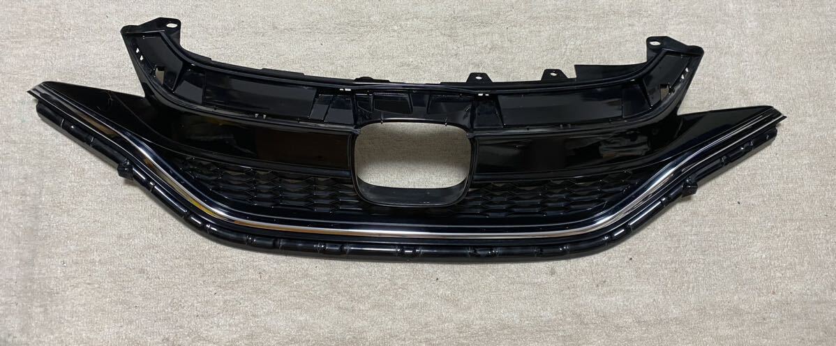 Yahoo!オークション - HONDA フィット gk3 gp5 gk5 フロントグリルフロ...