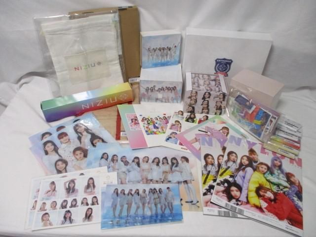 Yahoo!オークション - 【同梱可】中古品 NiziU ENTRANCE 2021 FC版 フ...