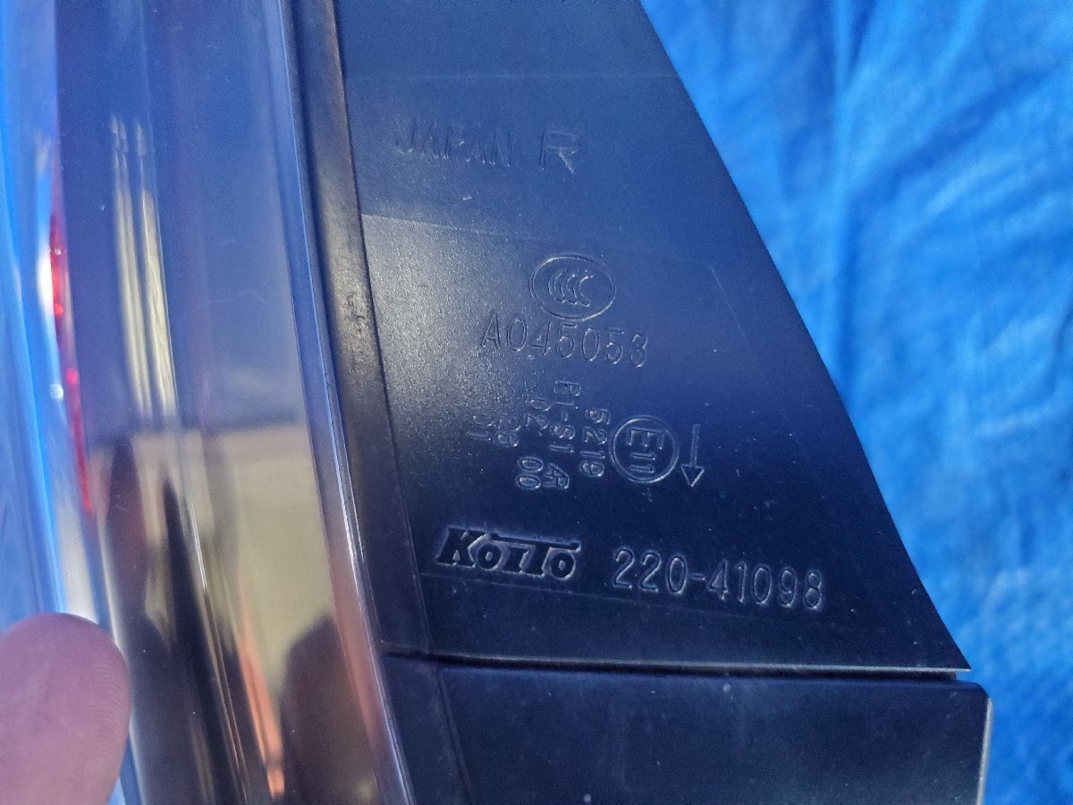 Yahoo!オークション - テールライト 右 LED RX-8 後期 ABA-SE3P