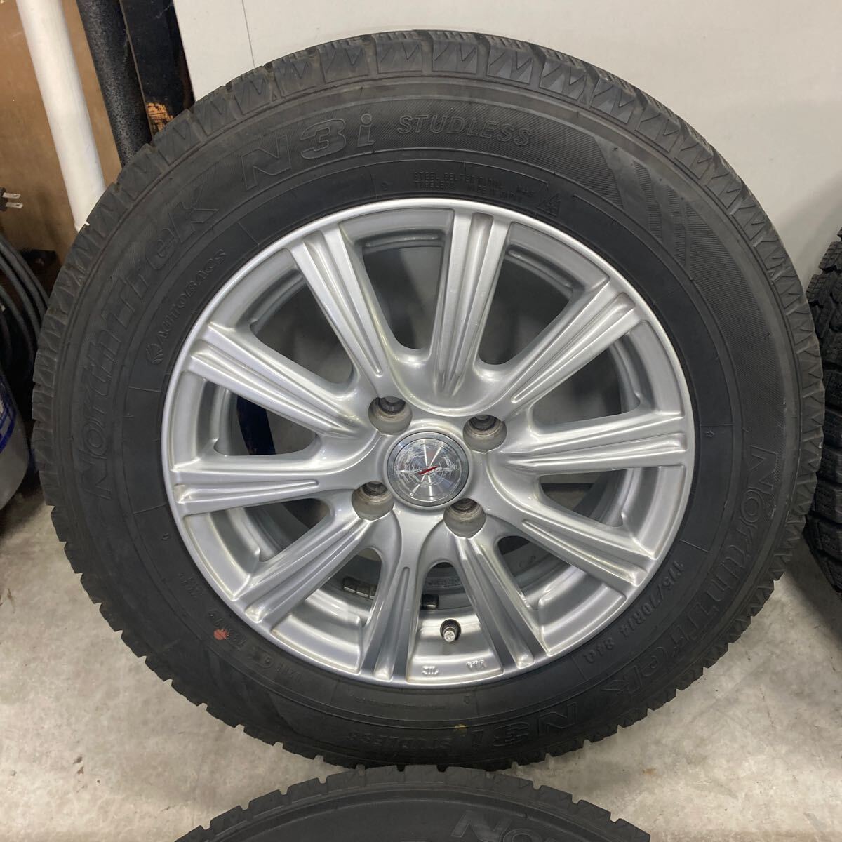 Yahoo!オークション - 175/60R14 ノーストレック N3i 2019年製 Joker 1...