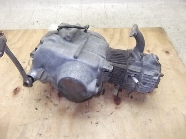 Yahoo!オークション - HU1281 ダックス(6V)/ DAX エンジン・ ジャンク ...