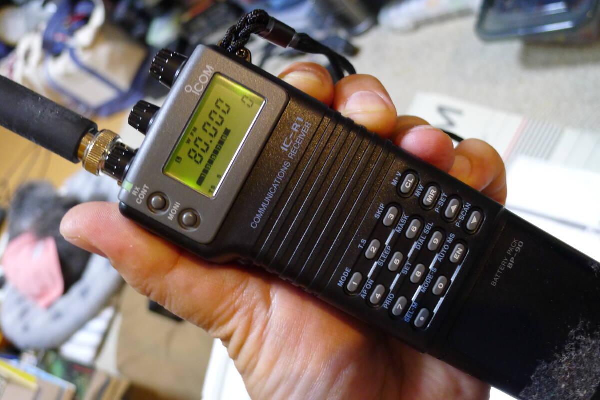 Yahoo!オークション - ICOM 広帯域ハンディ受信機 IC-R1 中古動作品