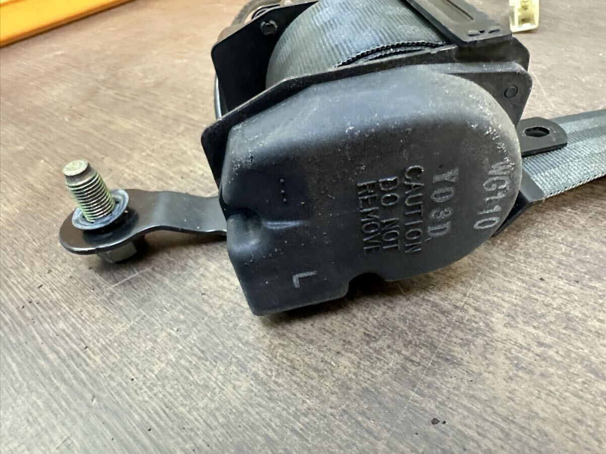 Yahoo!オークション - 管(681 PK10 パオ フロントシートベルト 左 助手...