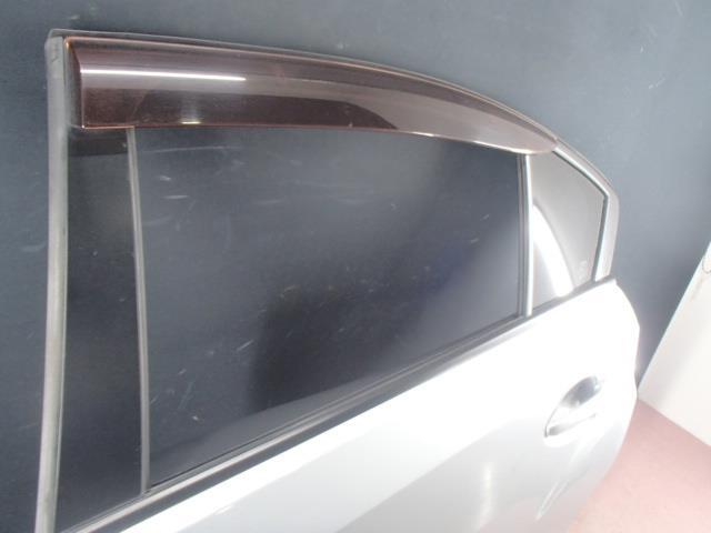 Yahoo!オークション - インプレッサ GJ3 リヤ左ドア G1U 60409FJ0509P