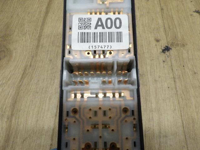 Yahoo!オークション - レガシィ BR9 パワーウインドウスイッチ P/W G1U...