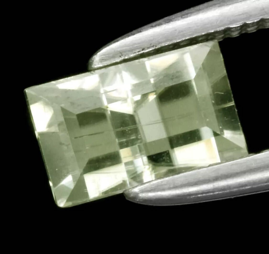 Yahoo!オークション - ダイアスポア /ズルタナイト 0.66ct 5.5x3.5mm ...