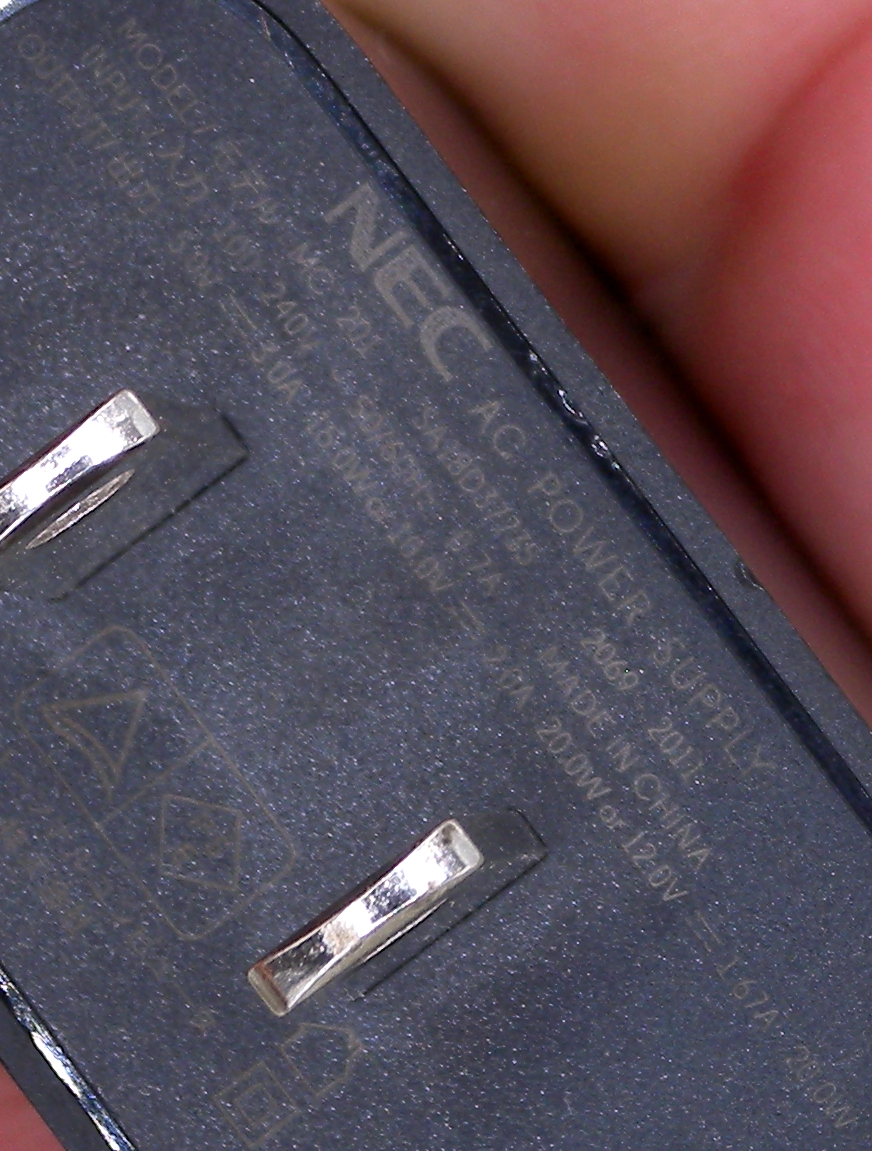 Yahoo!オークション - 送料無料 NEC パーソナルコンピュータ USB 充電...