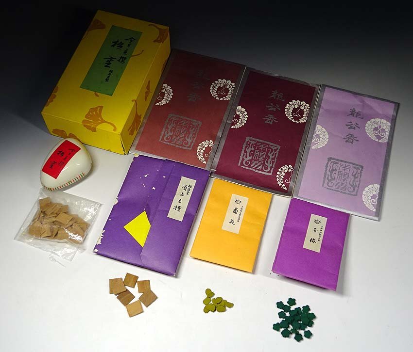 Yahoo!オークション - 緑屋t 香木 沈香 白檀 等 i9/8-6665/29-3#80