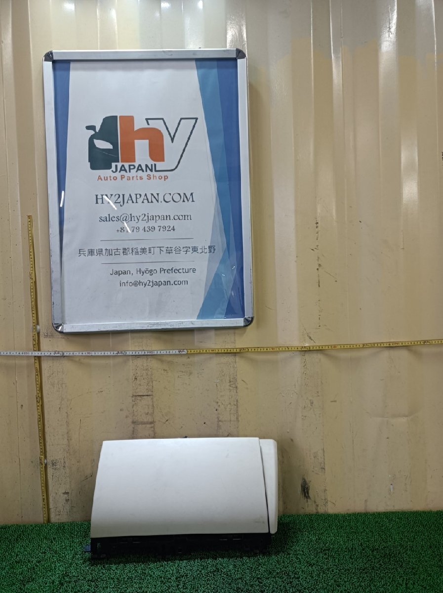 Yahoo!オークション - ジャガー グローブボックス XF CBA-J058C 2013