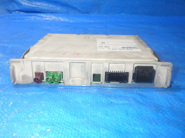 Yahoo!オークション - 73 アウディ A3 純正 8VCXS 令和1年 CXS TVチュ...