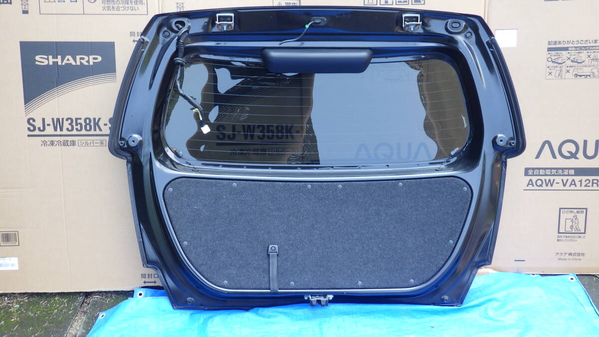 Yahoo!オークション - トヨタ bB QNC20 QNC21 QNC25 純正 リアゲート ...