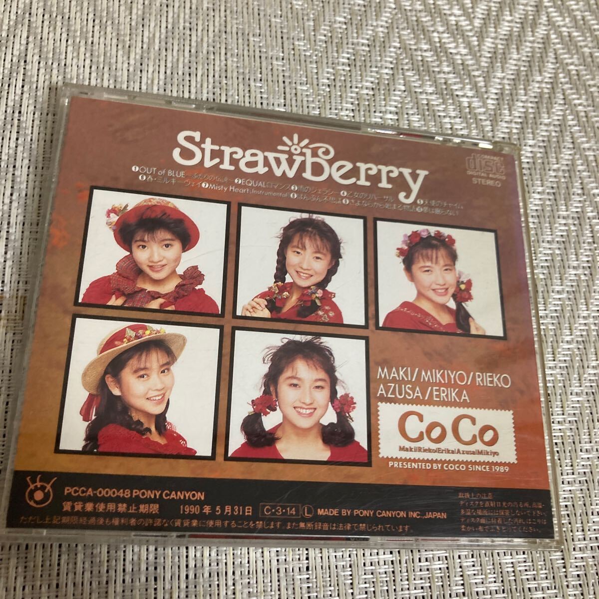 Yahoo!オークション - 帯付 CD/CoCo/Strawberry/FIRST ALBUM/ファース...