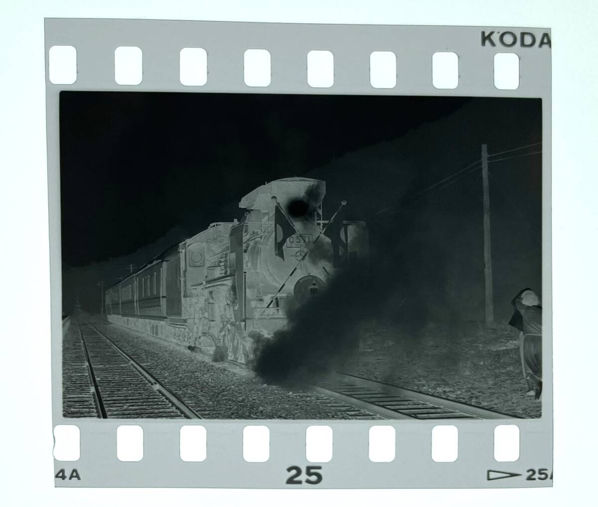 Yahoo!オークション - 35ミ白黒ネガ10枚 C57やまぐち号・C56...