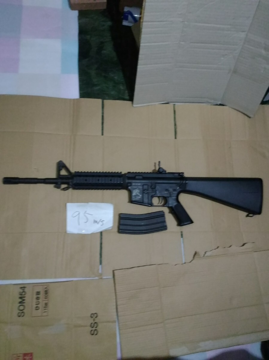 Yahoo!オークション - 95m/s マルイ電動ガンSR16 送料込み