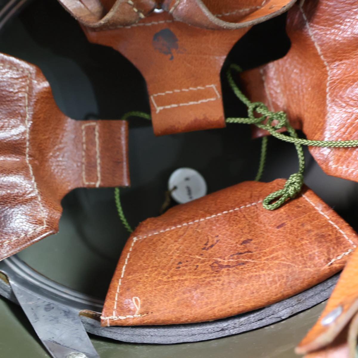 Yahoo!オークション - スイス軍 放出品 M71 ヘルメット TAZ-57 リバー...