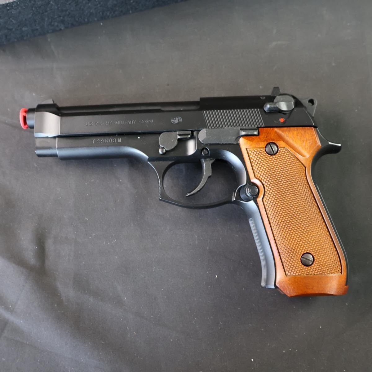 Yahoo!オークション - 東京マルイ ベレッタ M92F ガスガン #S-11519