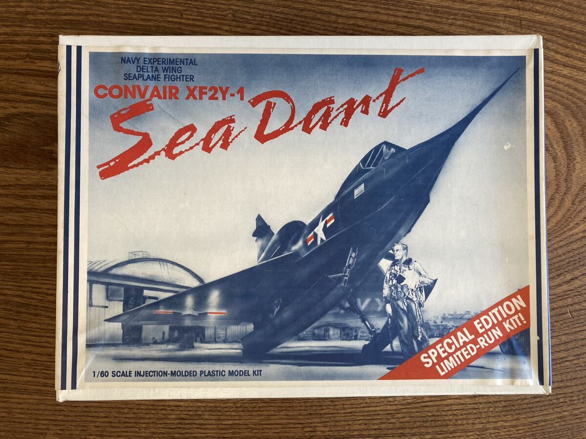 Yahoo!オークション - (b78-15))(未組立)1/60 コンベア XF2Y-1 シーダ...