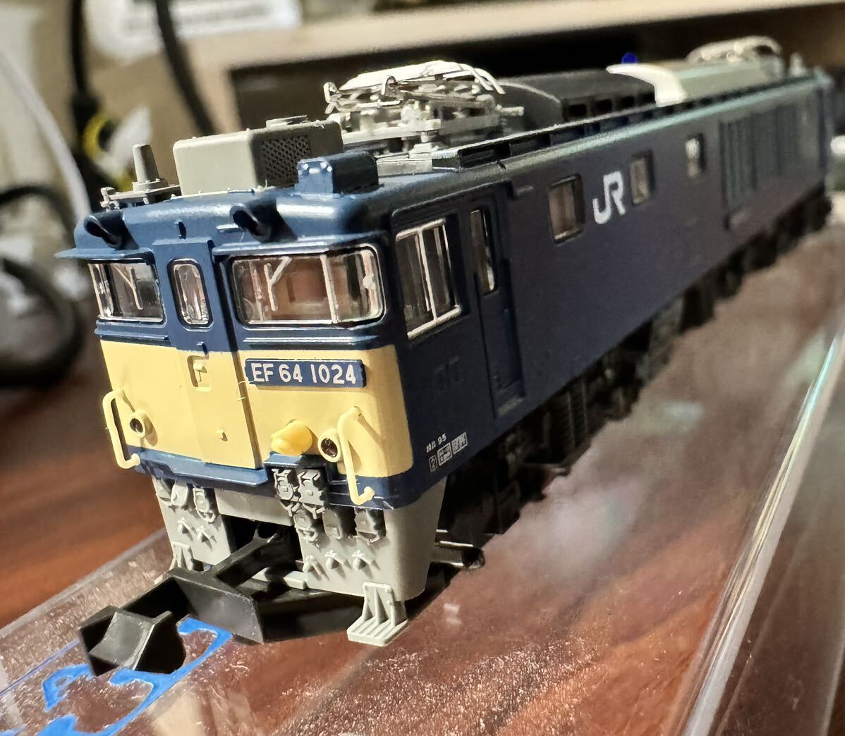 Yahoo!オークション - カトー EF64 1000 一般色 JR貨物クーラー搭載車 ...