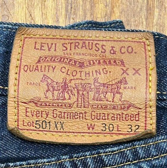 Yahoo!オークション - Levi's 501XX W30 L32 BigE セルビッチ 赤耳 ボ...