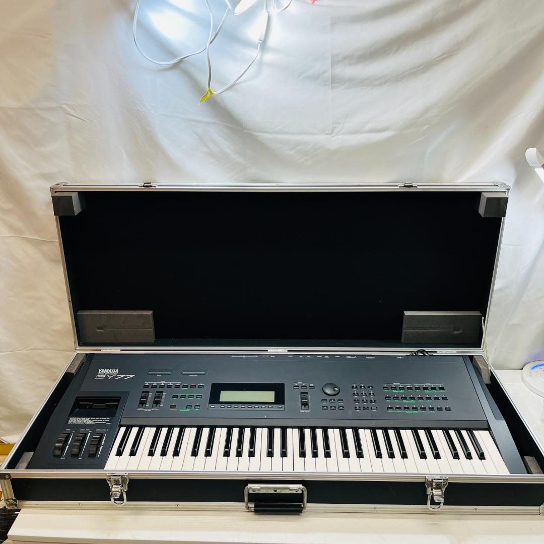 YAMAHA ヤマハ SY77 シンセサイザー 【ハードケース付き YAMAHA ヤマハ SY77 シンセサイザー 【ハードケース付き