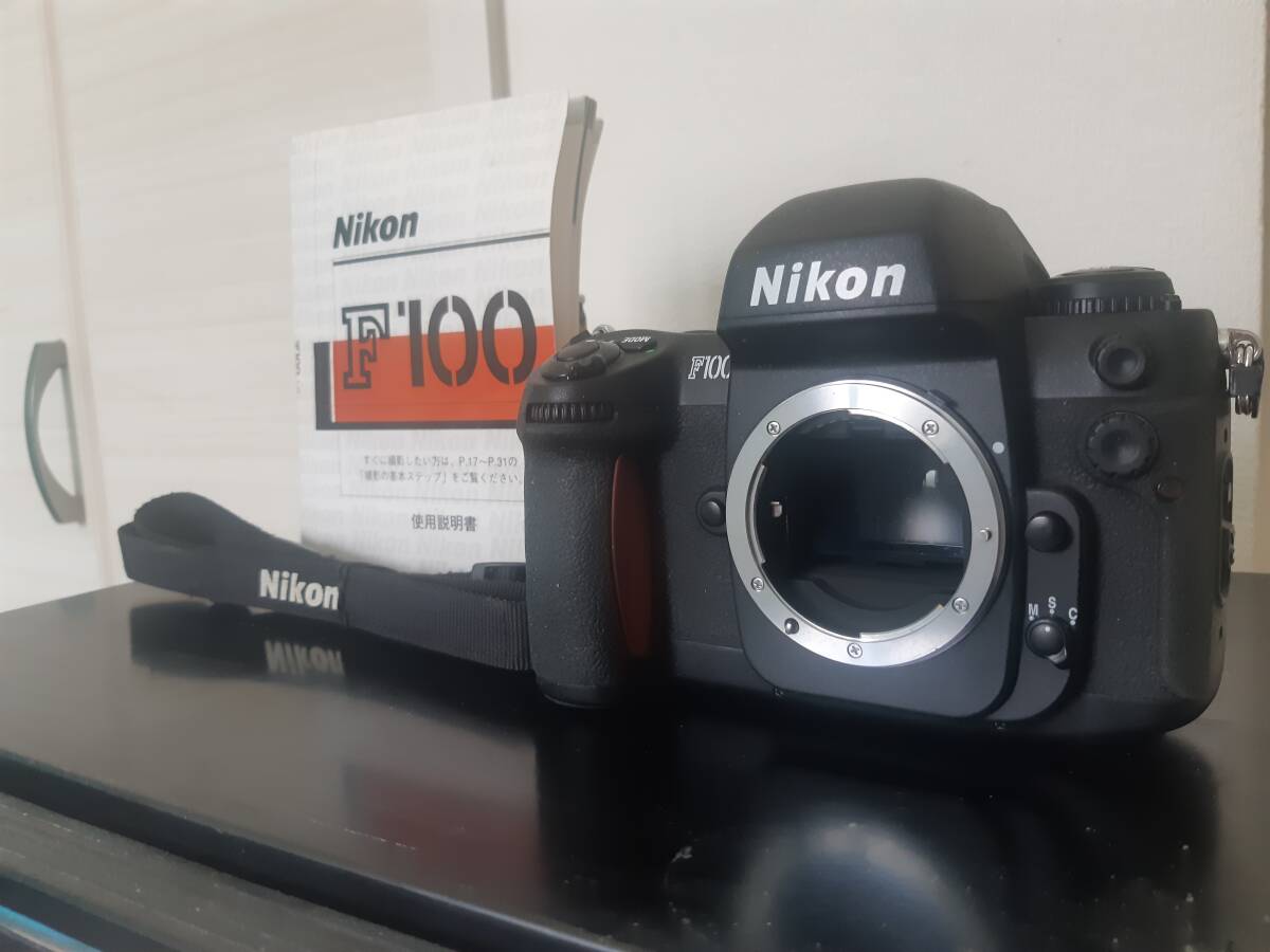 Yahoo!オークション - Nikon F100 ボディ