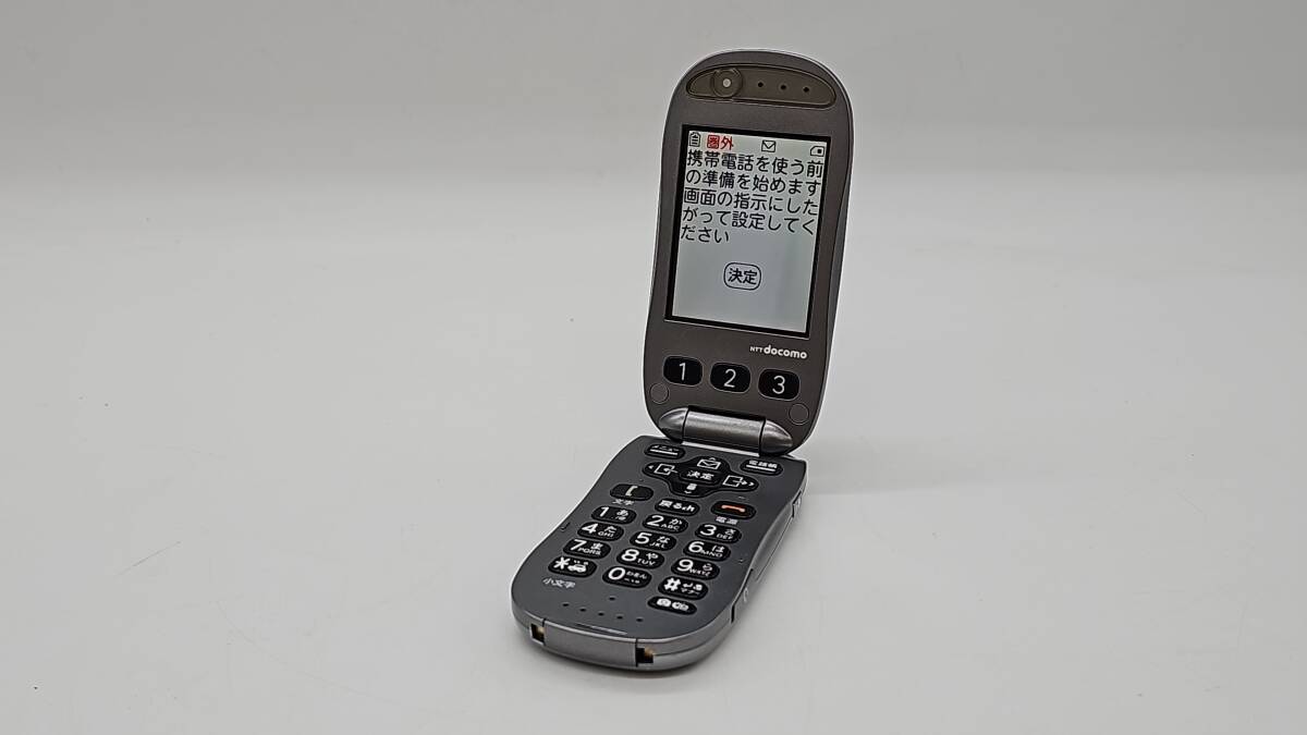 Yahoo!オークション - S6638 docomo ドコモ F-07A らくらくホン ベー...